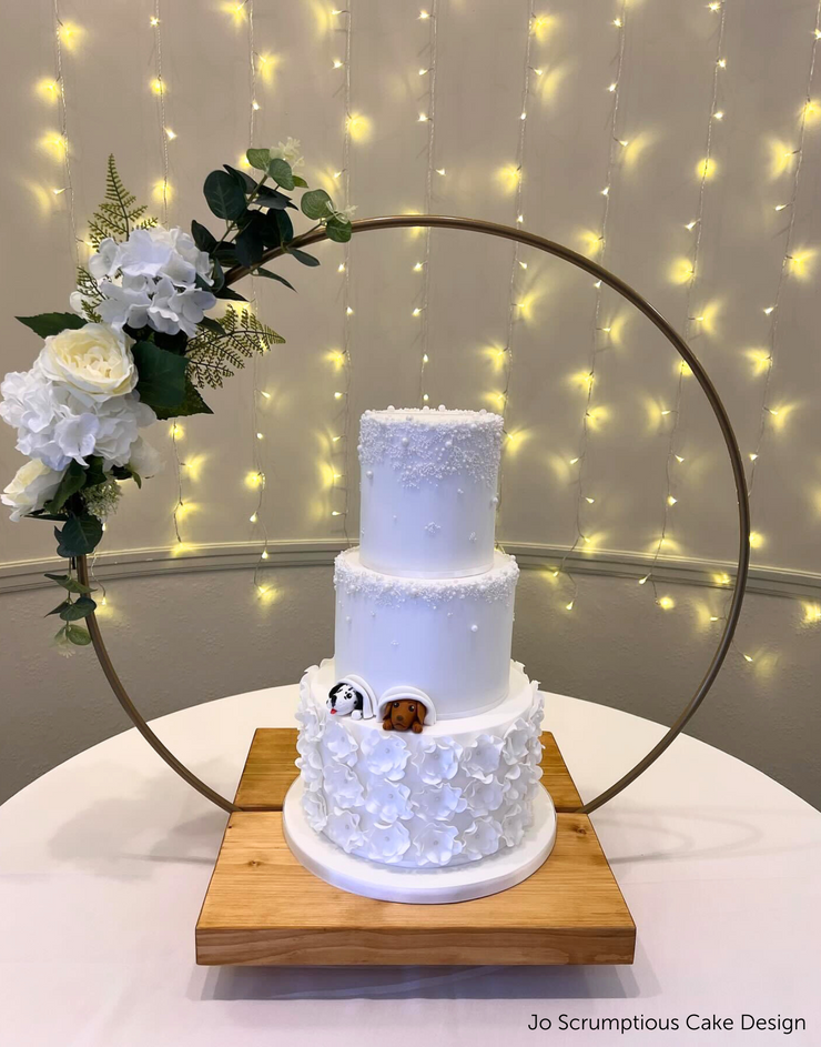 PropTrends #11 - Fabulous Floral Cake Stands – Prop Options