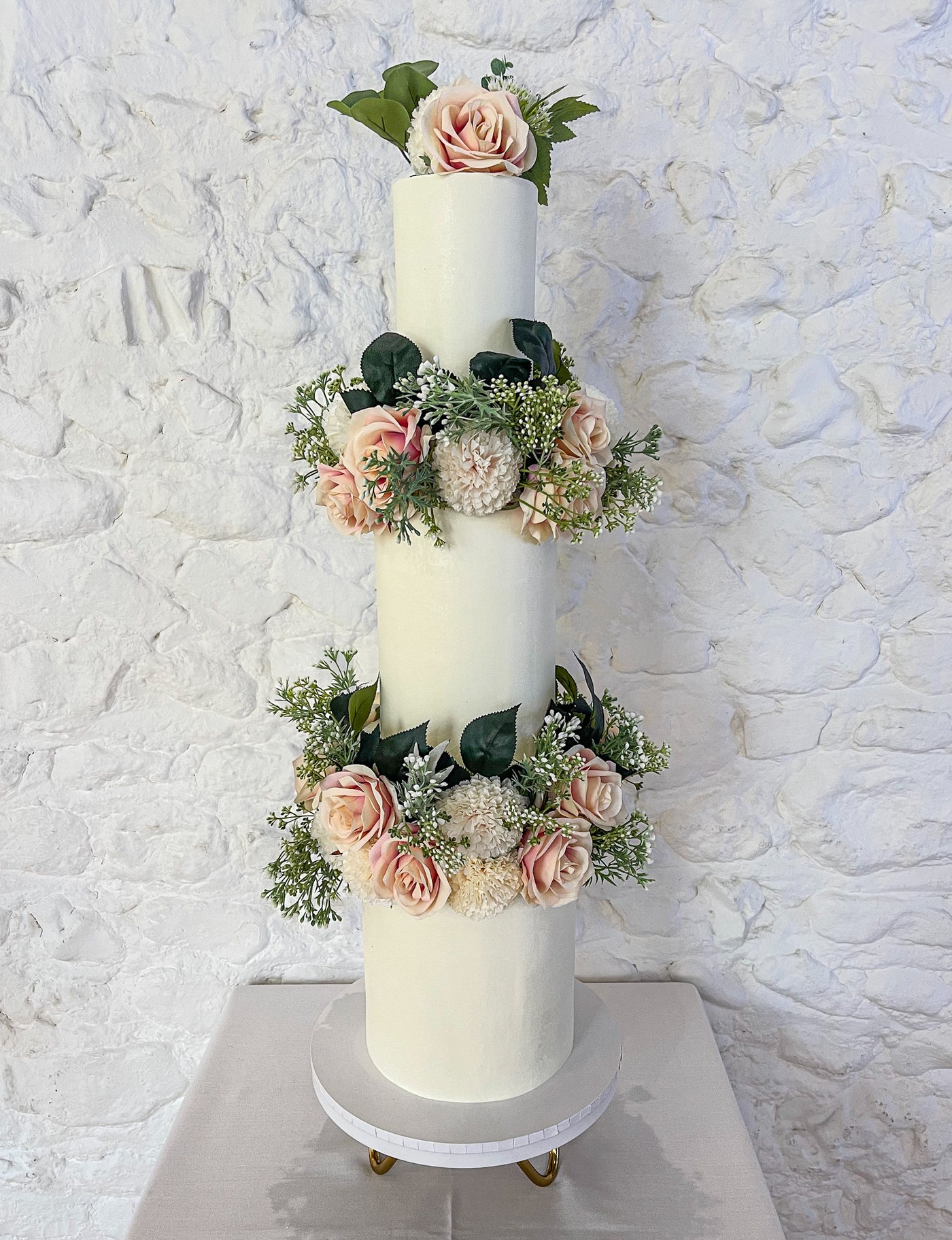 How To Incorporate Spacers & Separators Into Your Cake Design With Bub ...