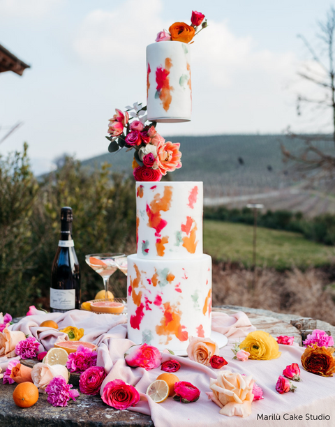 PropTrends #6 - Defying Gravity With The Floating Cake Tier – Prop Options