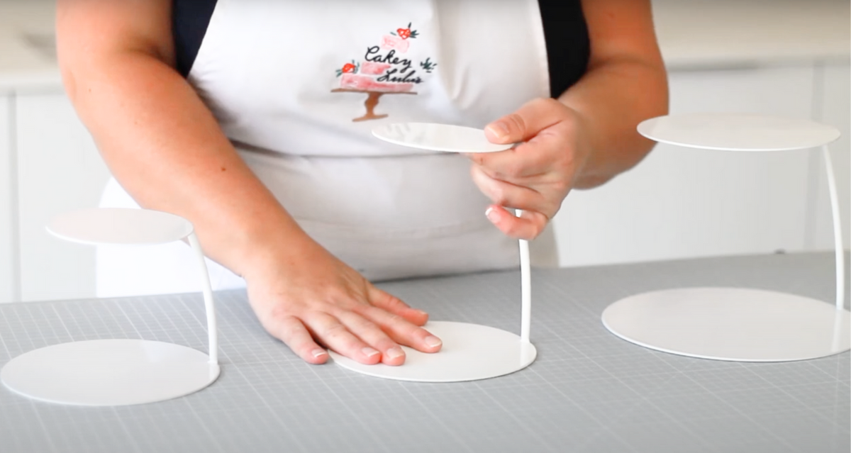 PropTV: How to Create a Floating Tier Cake with the Side Bar Separator ...