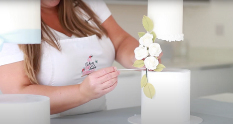 PropTV: How to Create a Floating Tier Cake with the Side Bar Separator ...