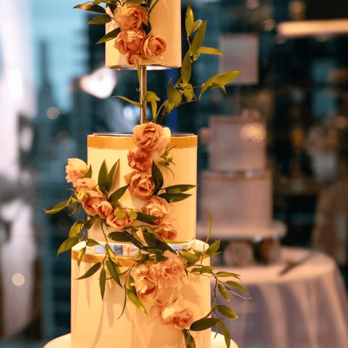 Prop Bundles - PropSecure® Central Bar Cake Separator | Prop Options