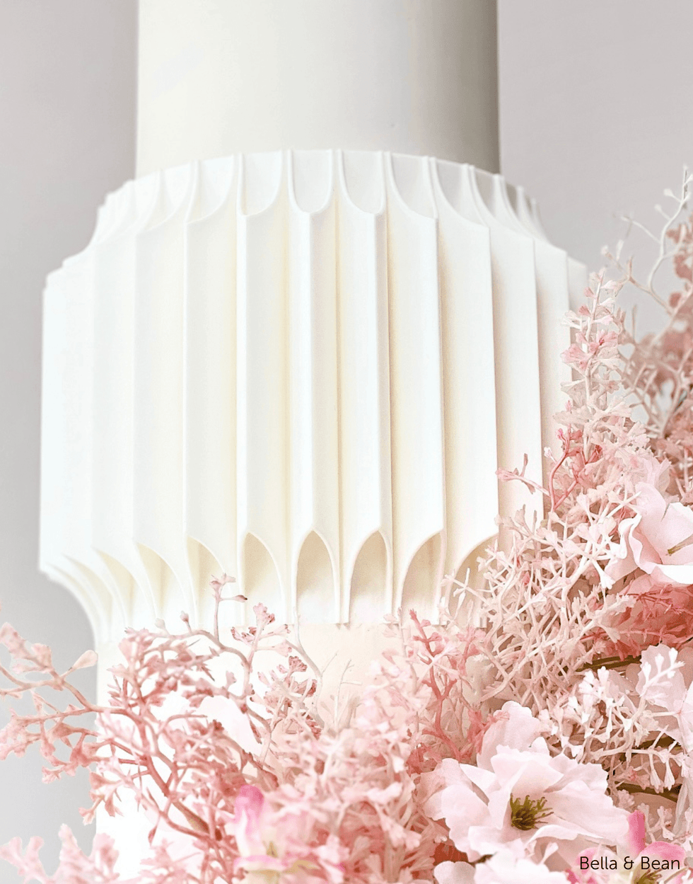 Round Fluted Cake Separator - Prop Options