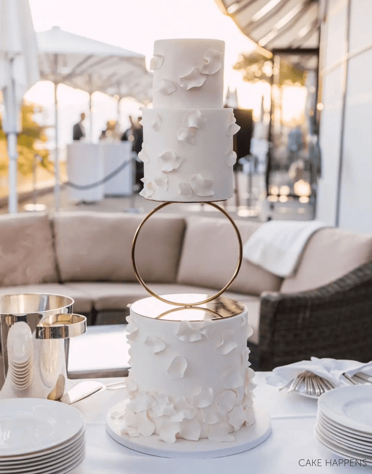 The Original Hoop Tier Cake Separator | Prop Options